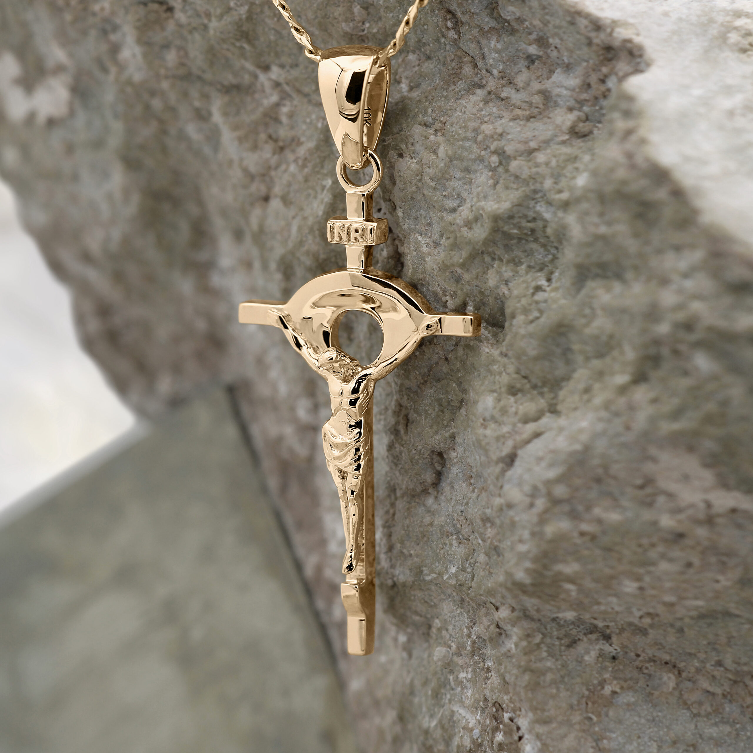 Crucifix Pendant » JewelryThis - Custom Jewelry